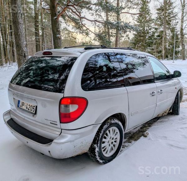 Pelēks Chrysler Voyager 2004 Tukums, ar dzinēja tilpumu 2.80 L un nobraukumu 297 tūkst. km par 1100 €, foto 4 vietnē AUTOMOTO.COM.LV