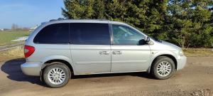 Pelēks Chrysler Voyager 2004 Marijampole, ar dzinēja tilpumu 2.80 L un nobraukumu 251 tūkst. km par 1150 €, foto 5 vietnē AUTOMOTO.COM.LV