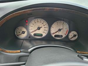 Grey Chrysler Voyager 2004 in Lazdijai, with an engine capacity of 2.78 L and mileage of 288 thousand km for 500 €, photo 16 on AUTOMOTO.COM.LV