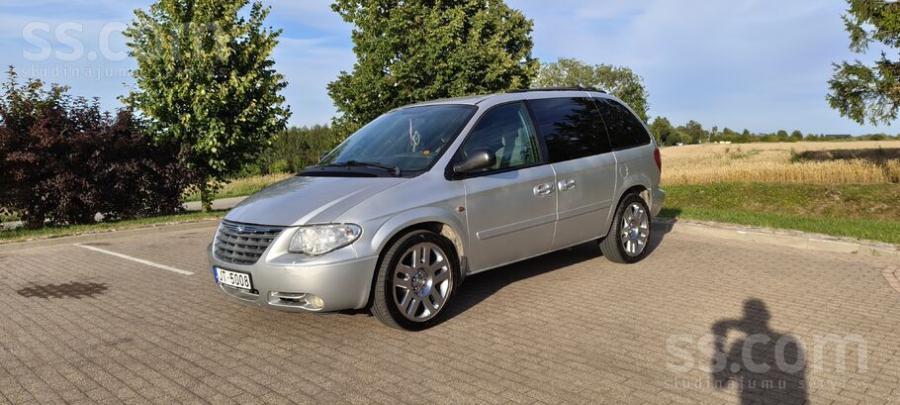 Pelēks Chrysler Voyager 2004 Saldus, ar dzinēja tilpumu 2.80 L un nobraukumu 244 tūkst. km par 1700 €, foto 3 vietnē AUTOMOTO.COM.LV