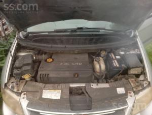 Pelēks Chrysler Voyager 2004 Liepāja, ar dzinēja tilpumu 2.80 L un nobraukumu 440 tūkst. km par 1100 €, foto 12 vietnē AUTOMOTO.COM.LV