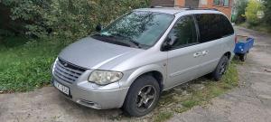 Grey Chrysler Voyager 2004 in Klaipeda, with an engine capacity of 2.50 L and mileage of 268 thousand km for 1000 €, photo  on AUTOMOTO.COM.LV