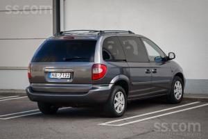 Pelēks Chrysler Voyager 2005 Rīga, ar dzinēja tilpumu 2.80 L un nobraukumu 0 tūkst. km par 2550 €, foto 5 vietnē AUTOMOTO.COM.LV