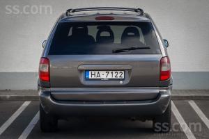 Pelēks Chrysler Voyager 2005 Rīga, ar dzinēja tilpumu 2.80 L un nobraukumu 0 tūkst. km par 2550 €, foto 6 vietnē AUTOMOTO.COM.LV