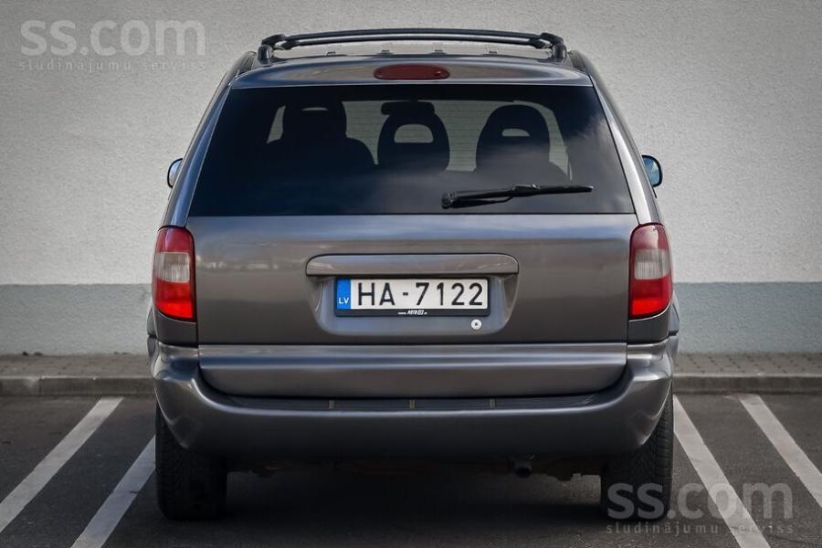 Pelēks Chrysler Voyager 2005 Rīga, ar dzinēja tilpumu 2.80 L un nobraukumu 0 tūkst. km par 2550 €, foto 6 vietnē AUTOMOTO.COM.LV
