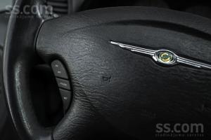 Pelēks Chrysler Voyager 2005 Rīga, ar dzinēja tilpumu 2.80 L un nobraukumu 0 tūkst. km par 2550 €, foto 17 vietnē AUTOMOTO.COM.LV