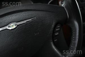 Pelēks Chrysler Voyager 2005 Rīga, ar dzinēja tilpumu 2.80 L un nobraukumu 0 tūkst. km par 2550 €, foto 18 vietnē AUTOMOTO.COM.LV
