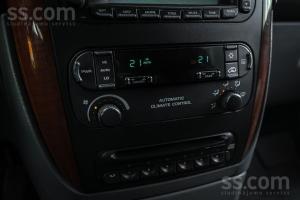 Pelēks Chrysler Voyager 2005 Rīga, ar dzinēja tilpumu 2.80 L un nobraukumu 0 tūkst. km par 2550 €, foto 20 vietnē AUTOMOTO.COM.LV
