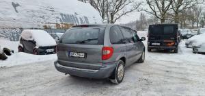 Pelēks Chrysler Voyager 2005 Valmiera, ar dzinēja tilpumu 2.50 L un nobraukumu 269 tūkst. km par 1650 €, foto 8 vietnē AUTOMOTO.COM.LV