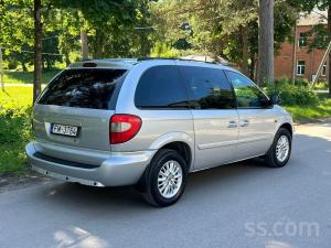 Pelēks Chrysler Voyager 2005 Rīga, ar dzinēja tilpumu 2.80 L un nobraukumu 0 tūkst. km par 2399 €, foto 6 vietnē AUTOMOTO.COM.LV