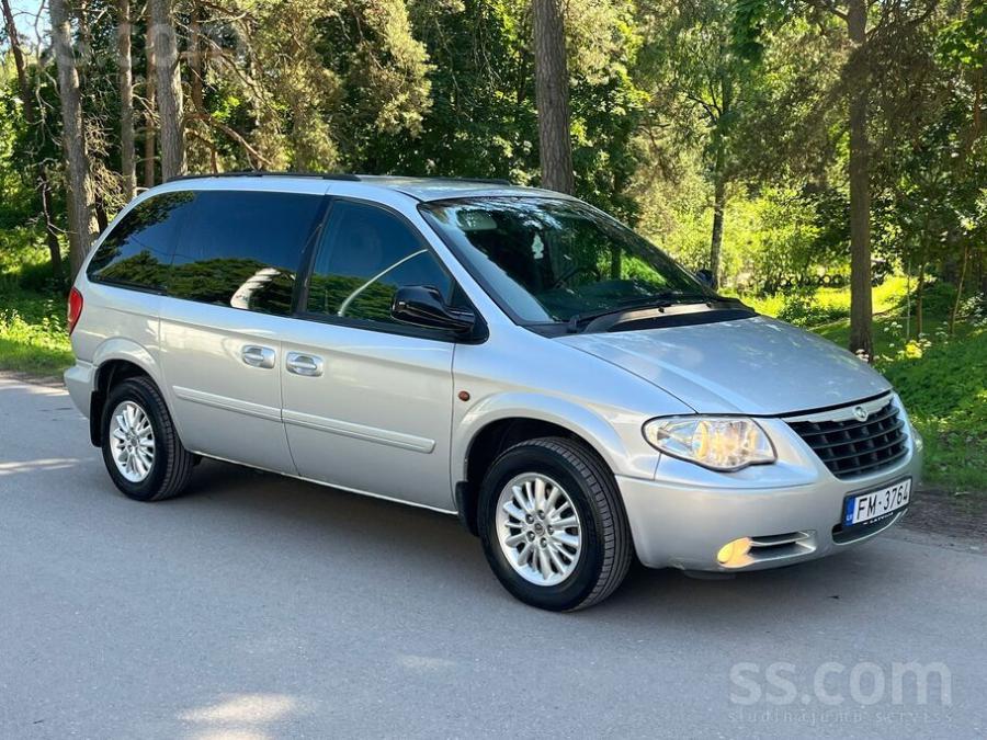 Pelēks Chrysler Voyager 2005 Rīga, ar dzinēja tilpumu 2.80 L un nobraukumu 0 tūkst. km par 2399 €, foto 8 vietnē AUTOMOTO.COM.LV
