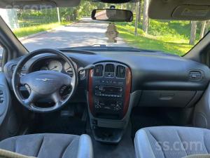 Pelēks Chrysler Voyager 2005 Rīga, ar dzinēja tilpumu 2.80 L un nobraukumu 0 tūkst. km par 2399 €, foto 11 vietnē AUTOMOTO.COM.LV