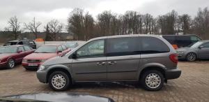 Grey Chrysler Voyager 2005 in Valmiera, with an engine capacity of 2.40 L and mileage of 228 thousand km for 1300 €, photo 7 on AUTOMOTO.COM.LV