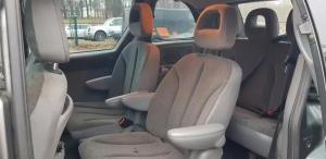 Grey Chrysler Voyager 2005 in Valmiera, with an engine capacity of 2.40 L and mileage of 228 thousand km for 1300 €, photo 14 on AUTOMOTO.COM.LV