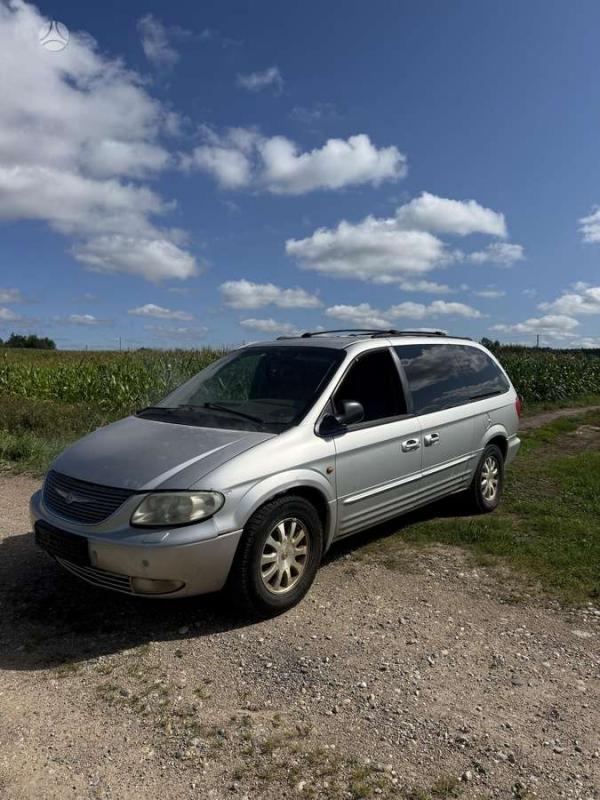 Chrysler Voyager 2005 Viļņa vietnē Pelēks Chrysler Voyager 2005 Viļņa, ar dzinēja tilpumu 3.80 L un nobraukumu 220 tūkst. km par 820 €, foto 1 vietnē AUTOMOTO.COM.LV