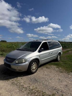 Pelēks Chrysler Voyager 2005 Viļņa, ar dzinēja tilpumu 3.80 L un nobraukumu 220 tūkst. km par 820 €, foto  vietnē AUTOMOTO.COM.LV