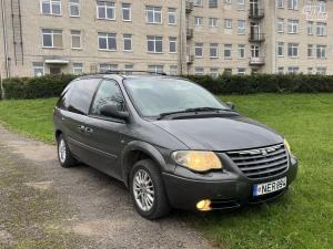 Grey Chrysler Voyager 2005 in Salcininkai, with an engine capacity of 2.80 L and mileage of 0 thousand km for 1000 €, photo 3 on AUTOMOTO.COM.LV