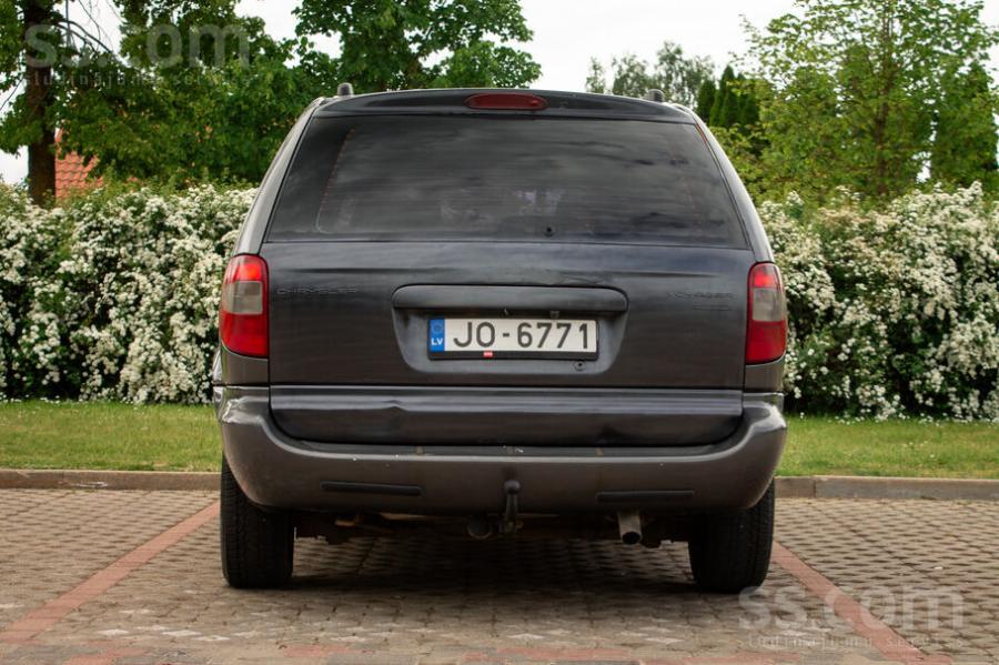 Pelēks Chrysler Voyager 2006 Jelgava, ar dzinēja tilpumu 2.80 L un nobraukumu 307 tūkst. km par 1990 €, foto 6 vietnē AUTOMOTO.COM.LV