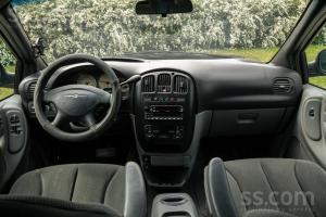 Pelēks Chrysler Voyager 2006 Jelgava, ar dzinēja tilpumu 2.80 L un nobraukumu 307 tūkst. km par 1990 €, foto 12 vietnē AUTOMOTO.COM.LV
