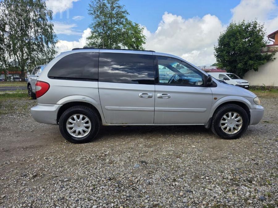 Pelēks Chrysler Voyager 2006 Rēzekne, ar dzinēja tilpumu 2.50 L un nobraukumu 0 tūkst. km par 1450 €, foto 3 vietnē AUTOMOTO.COM.LV