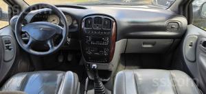 Pelēks Chrysler Voyager 2006 Rēzekne, ar dzinēja tilpumu 2.50 L un nobraukumu 0 tūkst. km par 1450 €, foto 13 vietnē AUTOMOTO.COM.LV