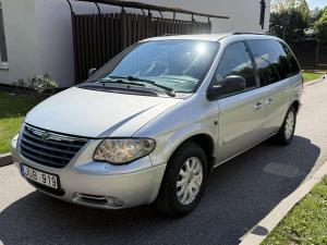 Pelēks Chrysler Voyager 2006 Viļņa, ar dzinēja tilpumu 2.78 L un nobraukumu 350 tūkst. km par 1550 €, foto  vietnē AUTOMOTO.COM.LV