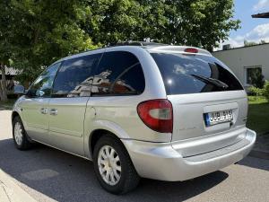 Pelēks Chrysler Voyager 2006 Viļņa, ar dzinēja tilpumu 2.78 L un nobraukumu 350 tūkst. km par 1550 €, foto 4 vietnē AUTOMOTO.COM.LV