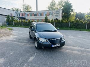 Pelēks Chrysler Voyager 2007 Valmiera, ar dzinēja tilpumu 2.50 L un nobraukumu 387 tūkst. km par 2150 €, foto 3 vietnē AUTOMOTO.COM.LV