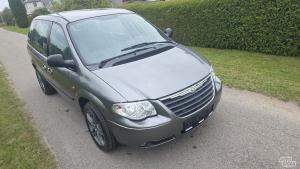 Grey Chrysler Voyager 2007 in Kaunas, with an engine capacity of 3.30 L and mileage of 311 thousand km for 2700 €, photo 18 on AUTOMOTO.COM.LV
