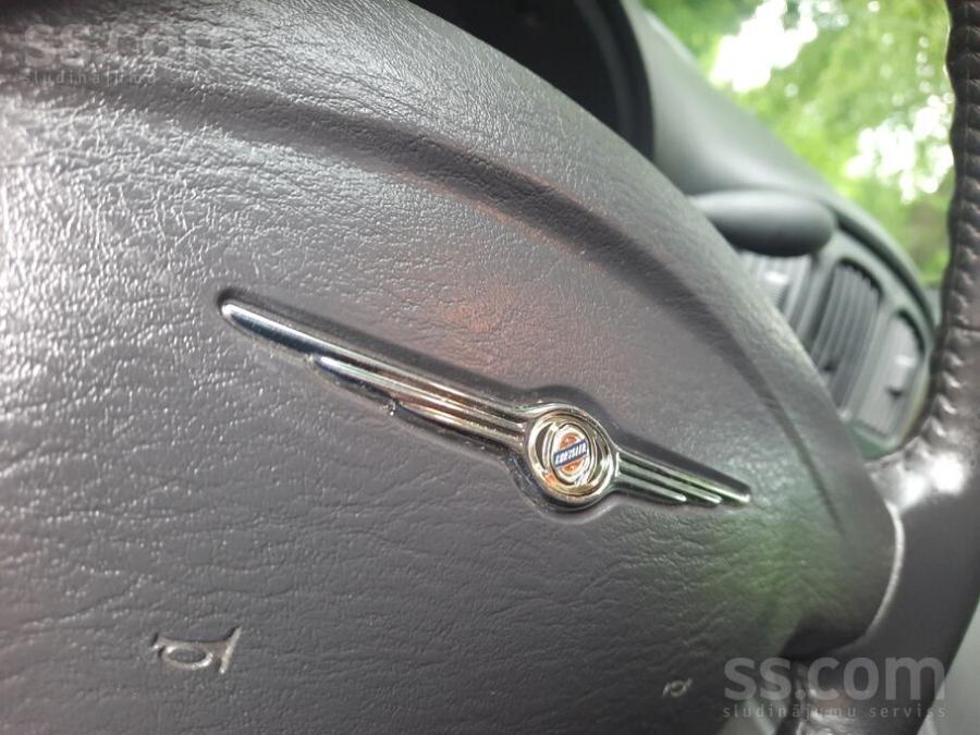 Pelēks Chrysler Voyager 2007 Rīga, ar dzinēja tilpumu 2.80 L un nobraukumu 0 tūkst. km par 2890 €, foto 14 vietnē AUTOMOTO.COM.LV