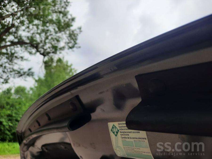 Pelēks Chrysler Voyager 2007 Rīga, ar dzinēja tilpumu 2.80 L un nobraukumu 0 tūkst. km par 2890 €, foto 22 vietnē AUTOMOTO.COM.LV
