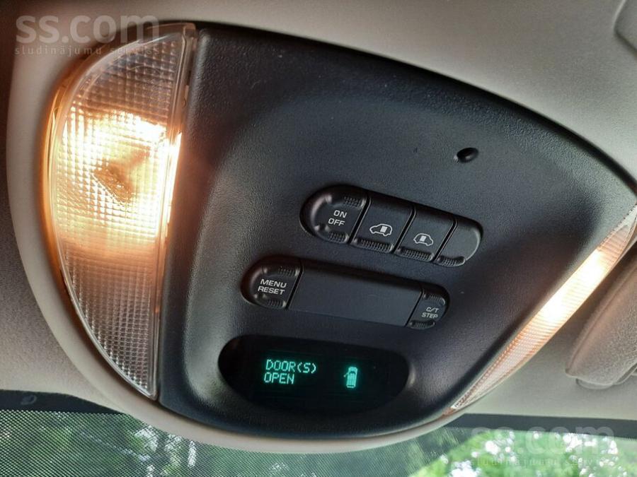 Pelēks Chrysler Voyager 2007 Rīga, ar dzinēja tilpumu 2.80 L un nobraukumu 0 tūkst. km par 2890 €, foto 23 vietnē AUTOMOTO.COM.LV