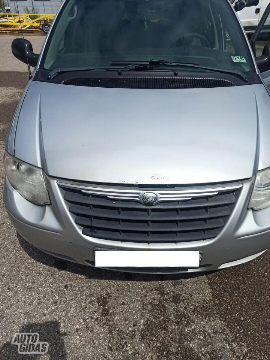 Pelēks Chrysler Voyager 2007 Kauņa, ar dzinēja tilpumu 3.30 L un nobraukumu 275 tūkst. km par 400 €, foto 1 vietnē AUTOMOTO.COM.LV