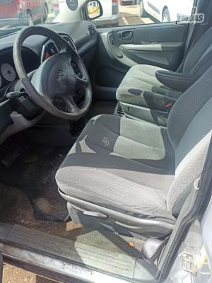 Pelēks Chrysler Voyager 2007 Kauņa, ar dzinēja tilpumu 3.30 L un nobraukumu 275 tūkst. km par 400 €, foto 6 vietnē AUTOMOTO.COM.LV