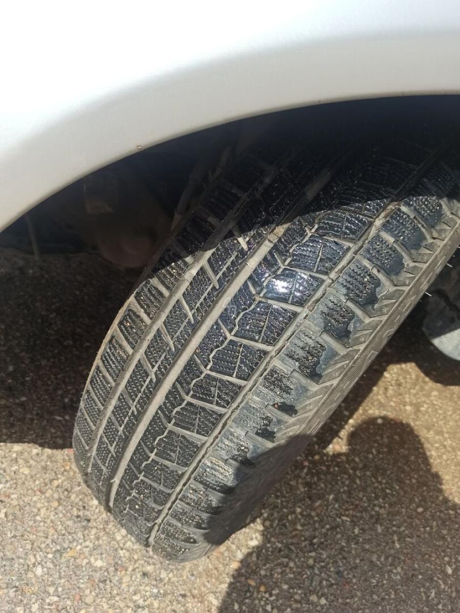 Pelēks Chrysler Voyager 2007 Kauņa, ar dzinēja tilpumu 3.30 L un nobraukumu 275 tūkst. km par 400 €, foto 13 vietnē AUTOMOTO.COM.LV