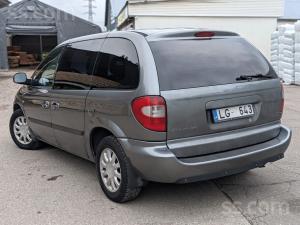 Pelēks Chrysler Voyager 2007 Rīga, ar dzinēja tilpumu 2.80 L un nobraukumu 219 tūkst. km par 1990 €, foto 3 vietnē AUTOMOTO.COM.LV