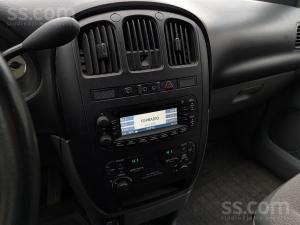 Pelēks Chrysler Voyager 2007 Rīga, ar dzinēja tilpumu 2.80 L un nobraukumu 219 tūkst. km par 1990 €, foto 18 vietnē AUTOMOTO.COM.LV