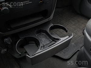 Pelēks Chrysler Voyager 2007 Rīga, ar dzinēja tilpumu 2.80 L un nobraukumu 219 tūkst. km par 1990 €, foto 20 vietnē AUTOMOTO.COM.LV