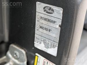 Pelēks Chrysler Voyager 2007 Rīga, ar dzinēja tilpumu 2.80 L un nobraukumu 219 tūkst. km par 1990 €, foto 23 vietnē AUTOMOTO.COM.LV