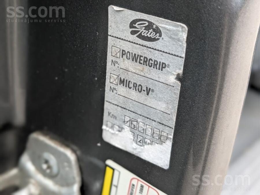 Pelēks Chrysler Voyager 2007 Rīga, ar dzinēja tilpumu 2.80 L un nobraukumu 219 tūkst. km par 1990 €, foto 23 vietnē AUTOMOTO.COM.LV