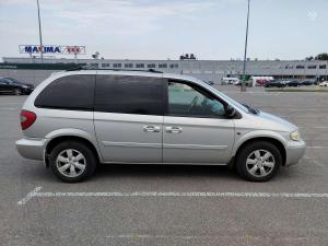 Grey Chrysler Voyager 2008 in Vilnius, with an engine capacity of 2.78 L and mileage of 170 thousand km for 3000 €, photo 24 on AUTOMOTO.COM.LV