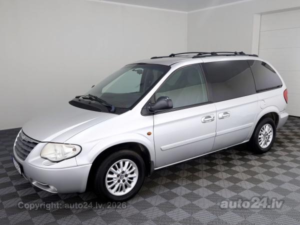 Pelēks Chrysler Voyager 2005 Tallina, ar dzinēja tilpumu 2.80 L un nobraukumu 335 tūkst. km par 1499 €, foto 2 vietnē AUTOMOTO.COM.LV
