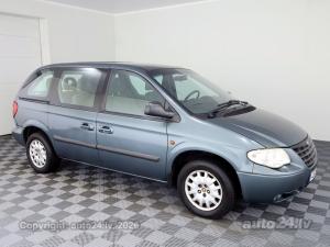 Grey Chrysler Voyager 2006 in Tallinn, with an engine capacity of 2.80 L and mileage of 348 thousand km for 899 €, photo  on AUTOMOTO.COM.LV