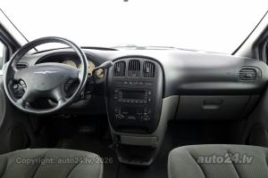 Grey Chrysler Voyager 2006 in Tallinn, with an engine capacity of 2.80 L and mileage of 348 thousand km for 899 €, photo 6 on AUTOMOTO.COM.LV