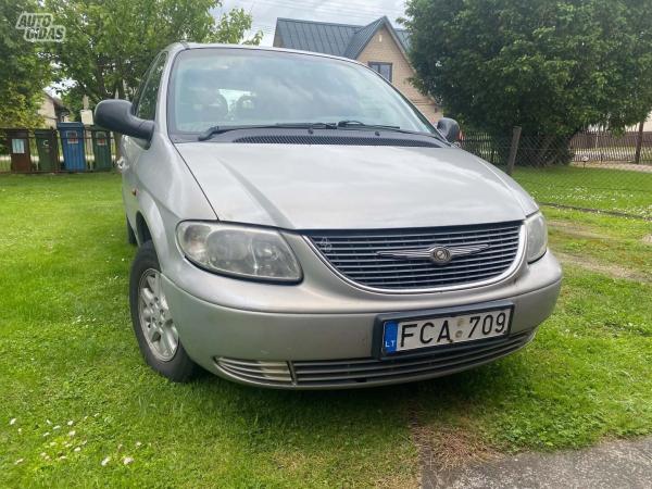 Chrysler Voyager 2001 in Kaunas, with an engine capacity of 2.50 L and mileage of 299 thousand km for 900 €, photo 10 on AUTOMOTO.COM.LV