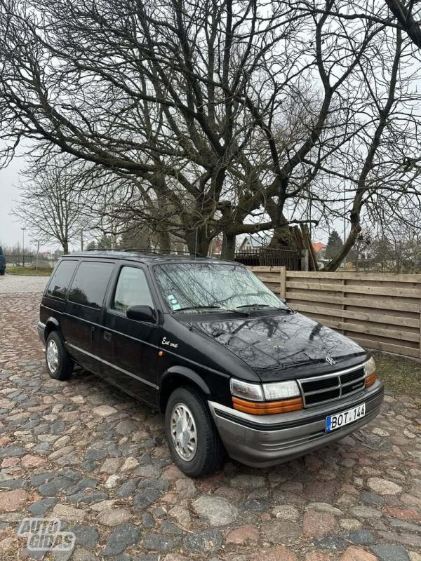 Chrysler Voyager 1994 Šilutė, ar dzinēja tilpumu 2.50 L un nobraukumu 250 tūkst. km par 1500 €, foto 1 vietnē AUTOMOTO.COM.LV