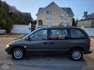 Chrysler Voyager 2000 in Siauliai, with an engine capacity of 2.50 L and mileage of 224 thousand km for 750 €, photo 6 on AUTOMOTO.COM.LV