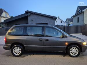 Chrysler Voyager 2000 in Siauliai, with an engine capacity of 2.50 L and mileage of 224 thousand km for 750 €, photo 10 on AUTOMOTO.COM.LV