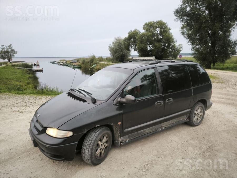 Chrysler Voyager 2000 Valmiera, ar dzinēja tilpumu 2.40 L un nobraukumu 0 tūkst. km par 750 €, foto 1 vietnē AUTOMOTO.COM.LV