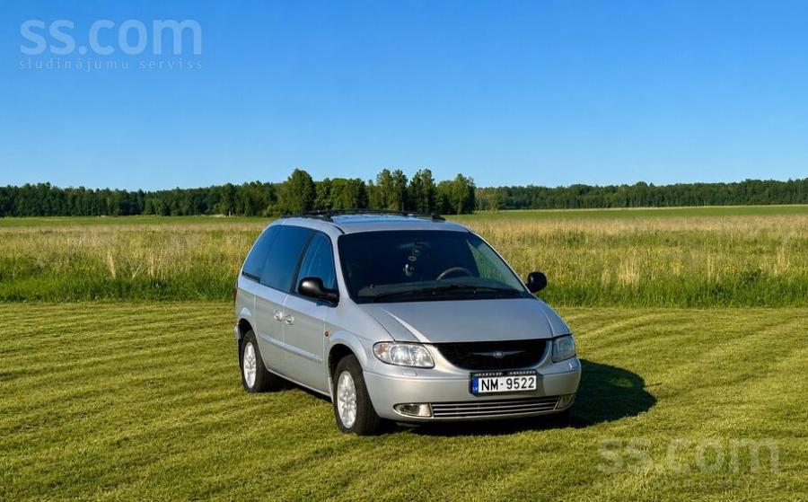Chrysler Voyager 2001 in Riga, with an engine capacity of 3.30 L and mileage of 371 thousand km for 7000 €, photo 3 on AUTOMOTO.COM.LV